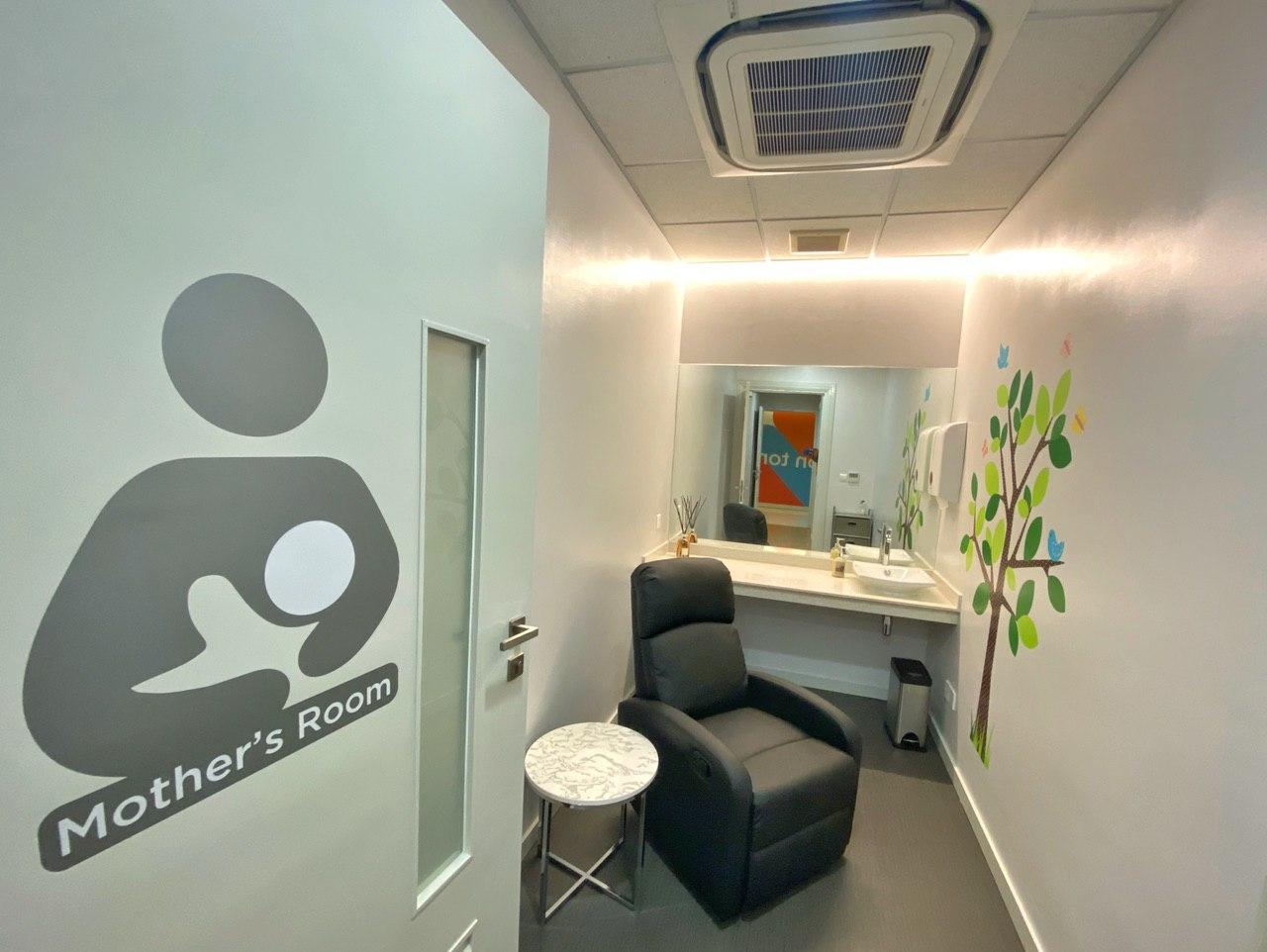 Dhiraagu celebrates Women’s Day with the opening of a Mothers’ Room ...